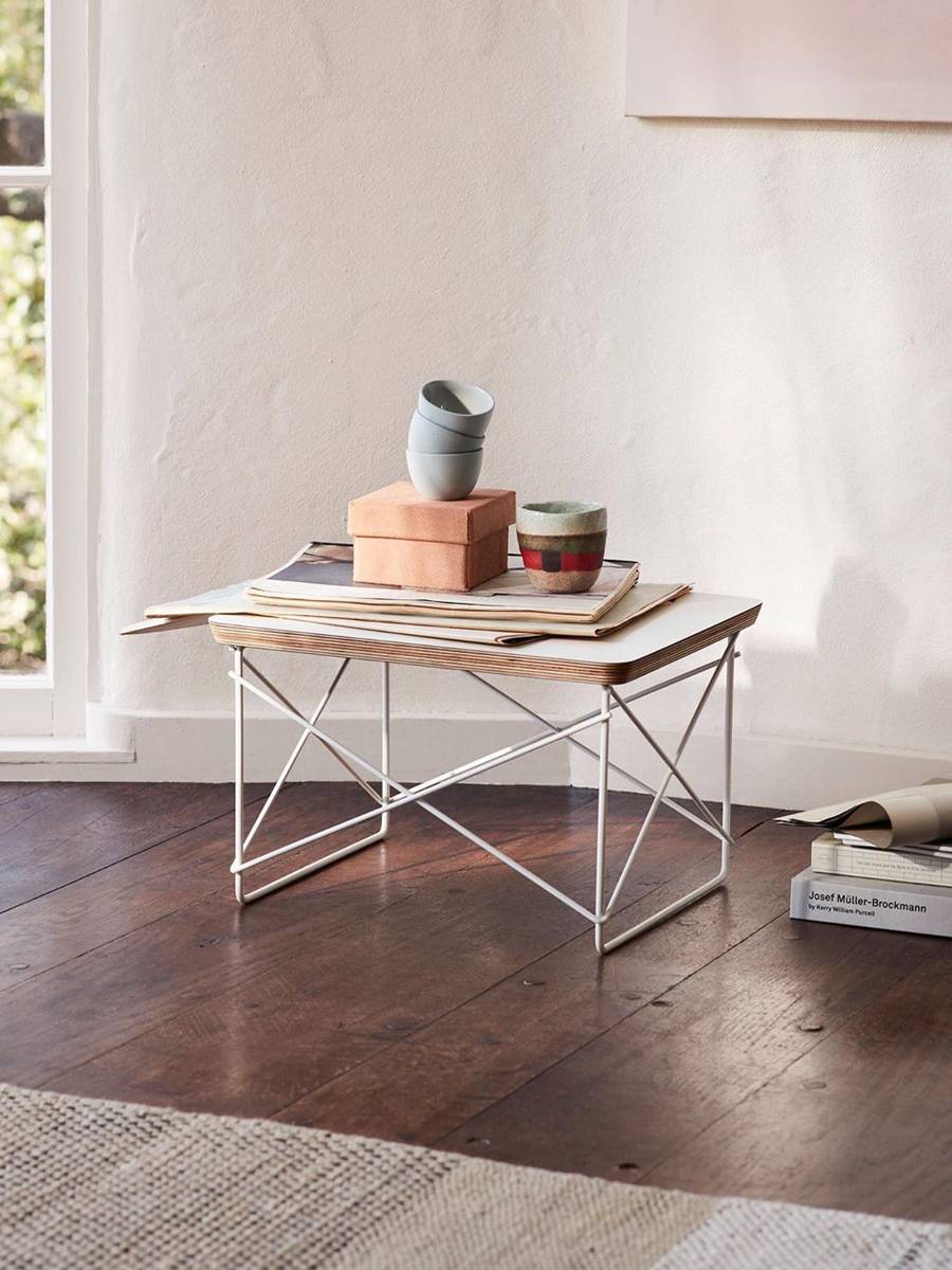 Eames Wire Base Low Table (Black/Chrome) - 스페이스로직