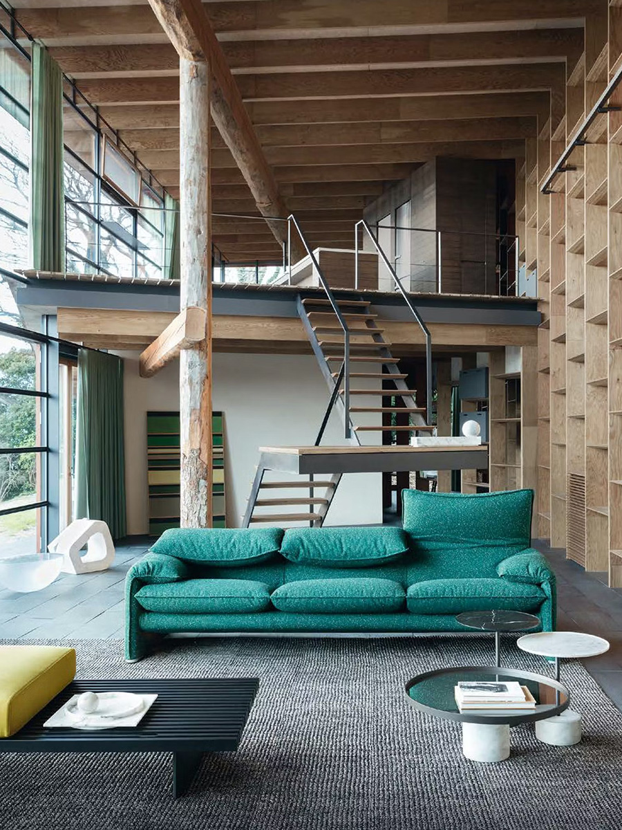 Maralunga 40 Sofa (3 Seater, Noce) - 스페이스로직