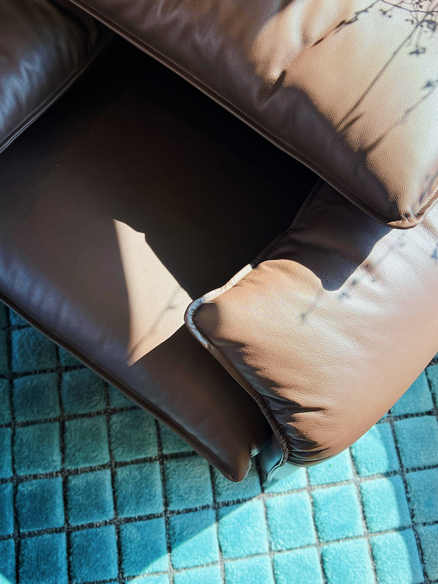 Maralunga 40 Sofa (Moka) - 스페이스로직